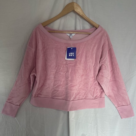 JoyLab | Tops | Nwt Joy Lab Pink Crop Sweatshirt Perfect For Valentines ...